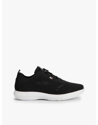 Tommy Hilfiger Gestrickte Sneaker in Schwarz mit Emaille-Flag