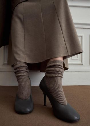 Mango Chaussures &agrave; talon en cuir bout pointu gris - Femme - 36 - MANGO