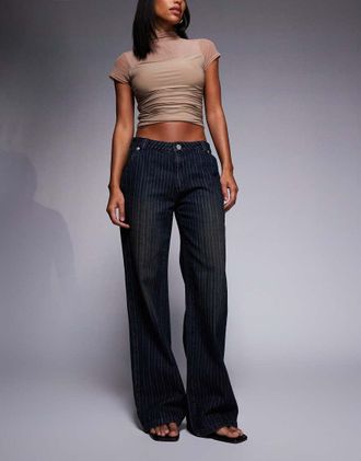 Abrand Abrand - 99 - Weite Jeans in dunkelblauer Waschung mit Nadelstreifen und geradem Schnitt