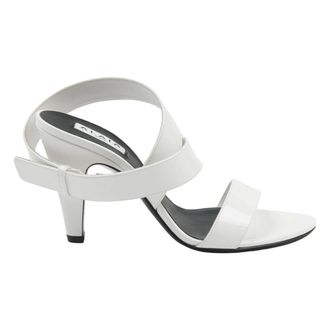 Alaia Sandales &agrave; talons hauts - Femme - Chaussures - Blanc - Taille: 36 EU