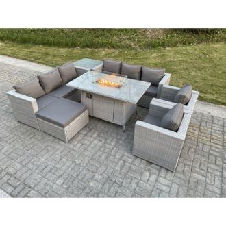 Fimous Gas Feuertisch f&uuml;r den Au&szlig;enbereich Rattan Gartenm&ouml;bel Set mit 2 Sofa 2 Sessel Beistelltisch Hocker Gas Feuerstelle Helles Grau - Fimous