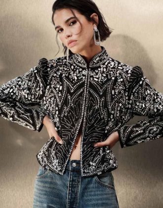 Asos veste habill&eacute;e orn&eacute;e noire