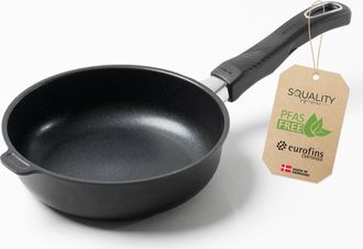 Squality Premium Sauteuse Pfanne 20 cm - PFAS-freie Antihaft Pfanne aus D&auml;nemark | Ofenfest bis 260 &deg;C, induktionsgeeignet, ergonomisch geformt, f&uuml;r gesundes K