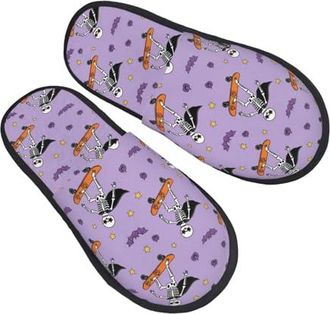 Generic Confortable Pantoufles Halloween Skeleton Skateboard Chausson Maison Chaud Chaussons en Peluche pour Maison Hiver Ext&eacute;rieur M