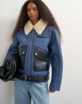 Topshop blouson style motard ceintur&eacute; en imitation peau de mouton bleu
