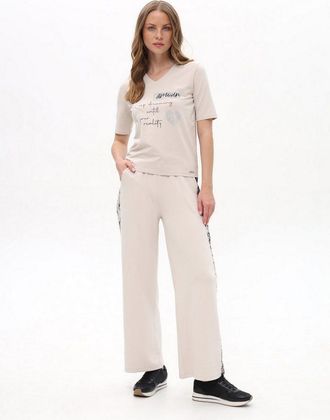 Passioni T-Shirt mit Glitzersteinen und Schriftzug Beiges Sommer T-Shirt mit einem V-Ausschnitt