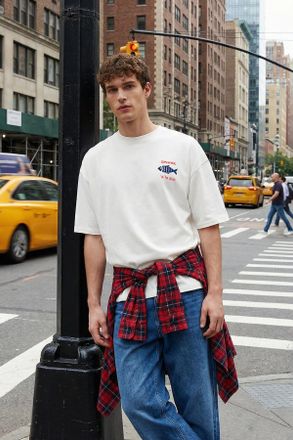 Trendyol MAN Jungen Ecru Bestickt Kurz Oversize T-Shirts