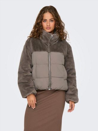 Only Steppjacke ONLWANJA - Jacke mit Pl&uuml;schdetails und hohem Kragen Materialmix