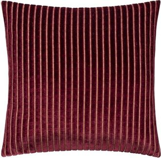 Riva Paoletti Savoy Stripe Kissen mit Polyesterfüllung - Wendbares, weiches, strukturiertes Samt-Dekokissen für Sofas, Betten und Sessel (Burgunderrot - 50x50cm)