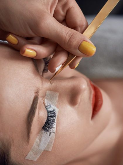 Extensions de cils : comment ça fonctionne ?
