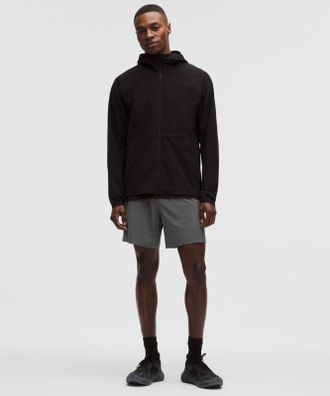 lululemon Short Pace Breaker non doubl&eacute; pour Hommes - 18 cm - Gris - Taille 3XL