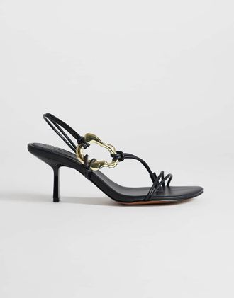 Topshop Nova - Sandales &agrave; brides et talon mi-haut avec d&eacute;tail m&eacute;tallique - Noir