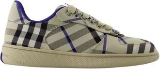 Burberry Femme, Chaussures, Multicolore, Taille: 37 EU Check Print Low-Top Baskets