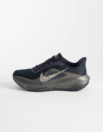 Nike Air Zoom Pegasus 42 baskets noires et dor&eacute;es