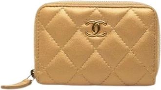Chanel Porte-monnaie matelass&eacute; Pre-owned - Femme - Pre-owned - Beige - Taille: ONE Size