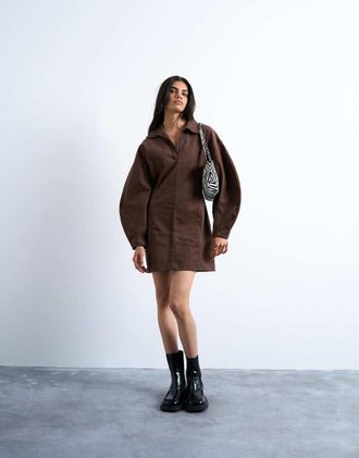 Topshop Minikleid mit strukturiertem Rugby-Kragen in Schokobraun-Brown