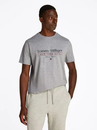 Tommy Hilfiger T-Shirt HILFIGER CENTER STACK TEE mit großem Schriftprint