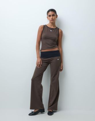 Champion Future Memories Hose mit umschlagbarem Bund in Braun