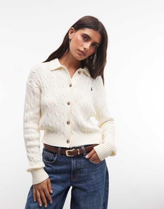 Polo Ralph Lauren gilet en maille torsad&eacute;e coupe droite couleur cr&egrave;me-Blanc