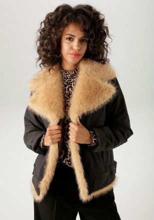 Aniston Outdoorjacke mit flauschigem Fellimitat verziert