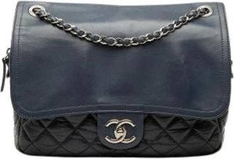 Chanel Sac bandouli&egrave;re matelass&eacute; en cuir de veau Pre-owned - Femme - Pre-owned - Bleu - Taille: ONE Size