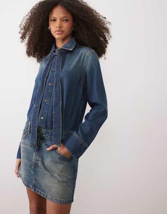 Mango Lang&auml;rmliges Mini-Jeanskleid aus 100% Baumwolle in Mittelblau