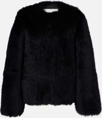 Joseph Jacke Gomez aus Shearling