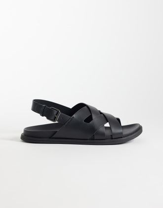 Mango Sandalen aus 100% Leder in Schwarz mit &uuml;berkreuzten Riemchen und Schnallen