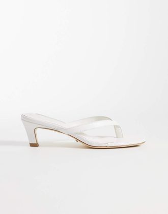 Tony Bianco Topaz - Sandales &agrave; petit talon et entre-doigt en cuir - Blanc