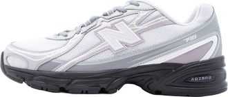 New Balance Sneaker 740