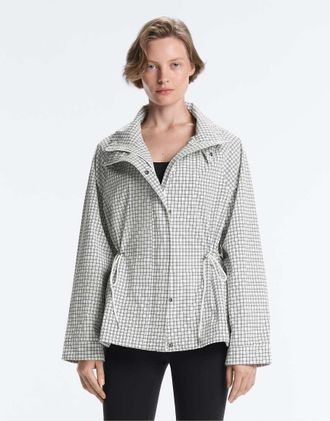 Oysho extra leichte 10k wasserdichte Jacke in hellem Ecru-Neutral