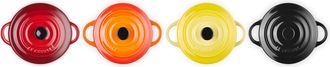 LE CREUSET Le Creuset 4er-Set Mini Cocottes aus Steinzeug, je 200 ml, 10 x 5 cm, Feuer und Flamme (Gelb/Kirschrot/Ofenrot/Schwarz), 79212105129100