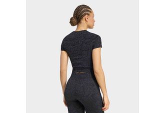 adidas Performance T-Shirt WORKOUT ESSENTIALS KNIT SNAKE mit nahtloser Knit-Konstruktion, k&ouml;rperkonturierende Linien