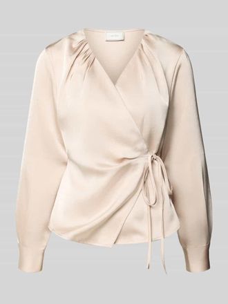 Neo Noir Wickelbluse aus Satin Modell Caprina