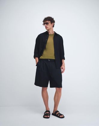 Tommy Hilfiger Locker geschnittene, plissierte Shorts aus Leinenmix in Schwarz mit G&uuml;rtel