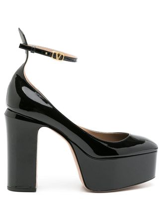 Valentino Garavani sandales en cuir verni &agrave; plateforme - Noir