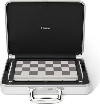Rimowa Chess