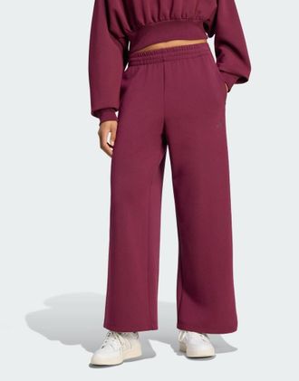 adidas Soft lux Hose mit geradem Bein in Burgunderrot