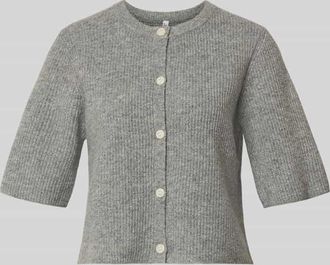 Pieces Boxy Fit Strickjacke aus Rippstrick Modell SILLY