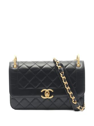 Chanel sac port&eacute; &eacute;paule &agrave; bride cha&icirc;ne (ann&eacute;es 2020) - Noir
