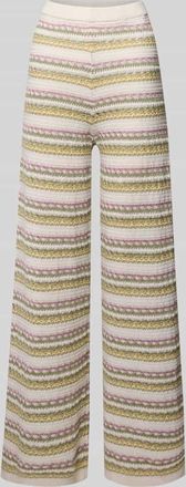 Review Bootcut Hose im Allover-Look