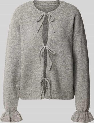 Pieces Strickjacke mit Schleifenverschluss Modell PCSALLY