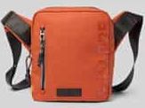 Camel Active Crossbody Bag mit Statement-Print Modell EXPLORE