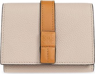 Loewe portefeuille en cuir &agrave; logo emboss&eacute; - Tons neutres