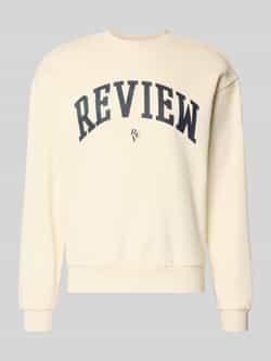 Review Sweatshirt mit Varsiety Embleme
