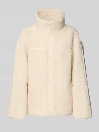 Gina Tricot Jacke aus Teddyfell
