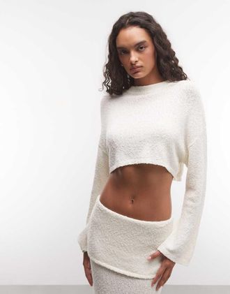 B&eacute;lier gestricktes Crop-Top mit langen &Auml;rmeln und kastigem Schnitt als Kombiteil in Wollwei&szlig;