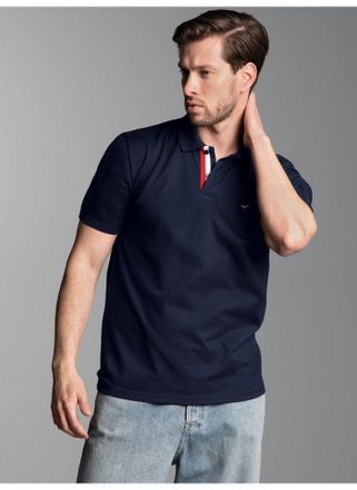 Trigema Poloshirt TRIGEMA Poloshirt mit dreifarbiger Knopfleiste (1-tlg)