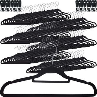 Pearl Kleiderbügel Verbinder: 120 rutschfeste Samt-Kleiderbügel, Clips, 4,5 kg Tragkraft, schwarz (Kunststoff mit Steg, Klammerhaken)
