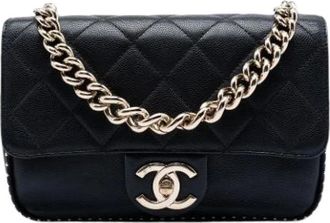 Chanel Sac bandouli&egrave;re matelass&eacute; en cuir caviar Pre-owned - Femme - Pre-owned - Noir - Taille: ONE Size